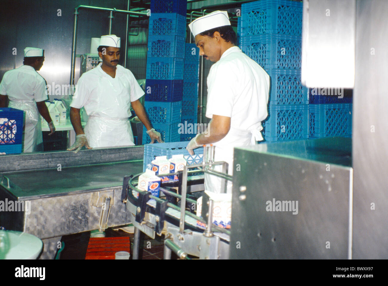 Abu dhabi uae dairy farm hi-res stock photography and images - Alamy