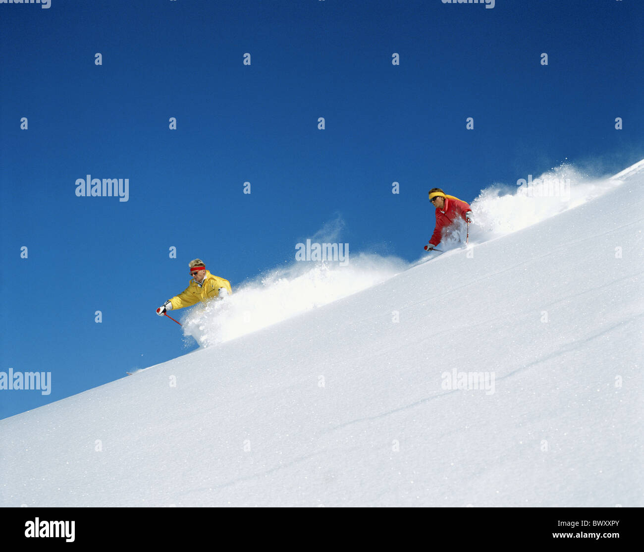 Skiing slope hi-res stock photography and images - Alamy