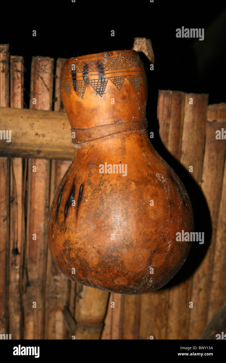 Inside african hut hi-res stock photography and images - Alamy