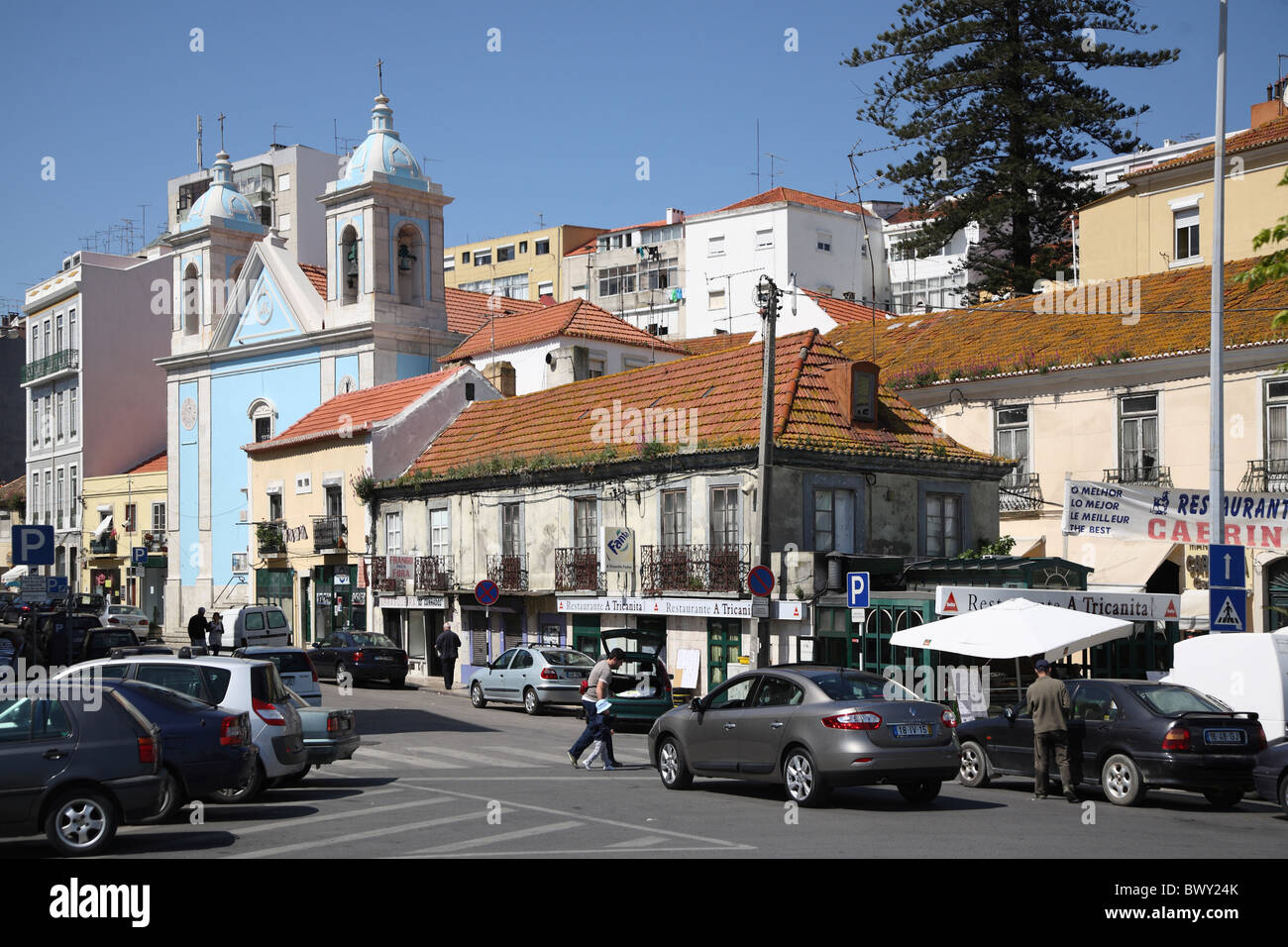 Almada street hi-res stock photography and images - Alamy