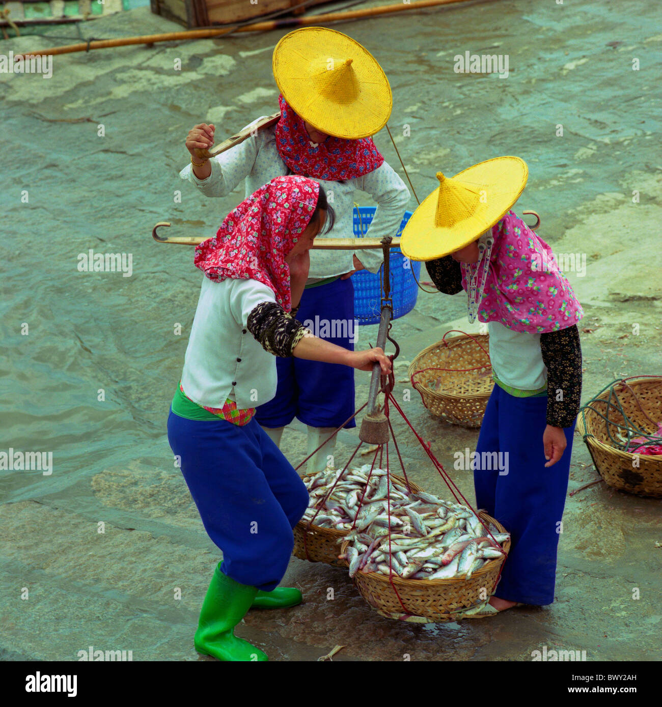 Huian women hi-res stock photography and images - Alamy