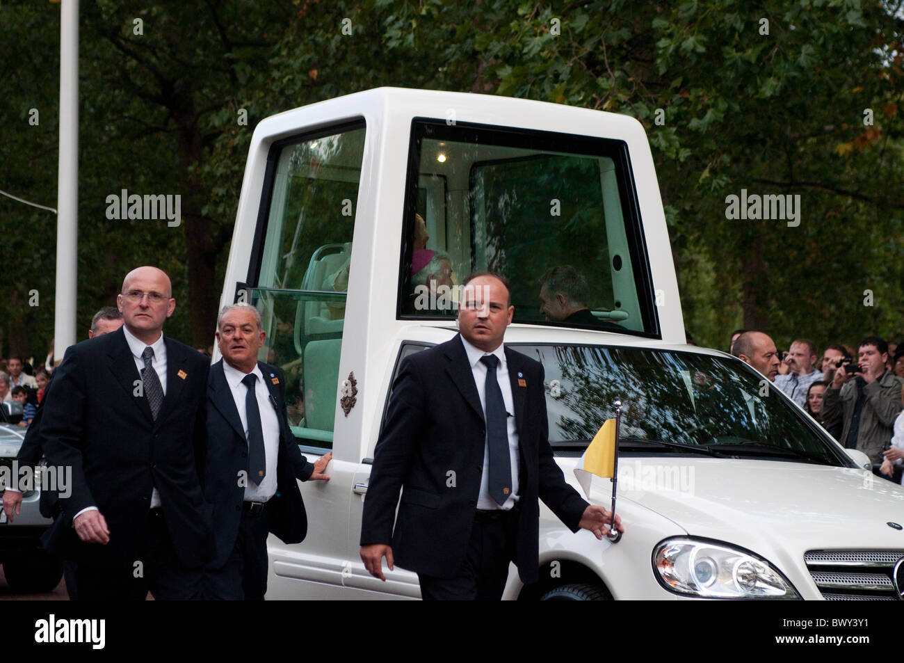 Popemobile hi-res stock photography and images - Alamy