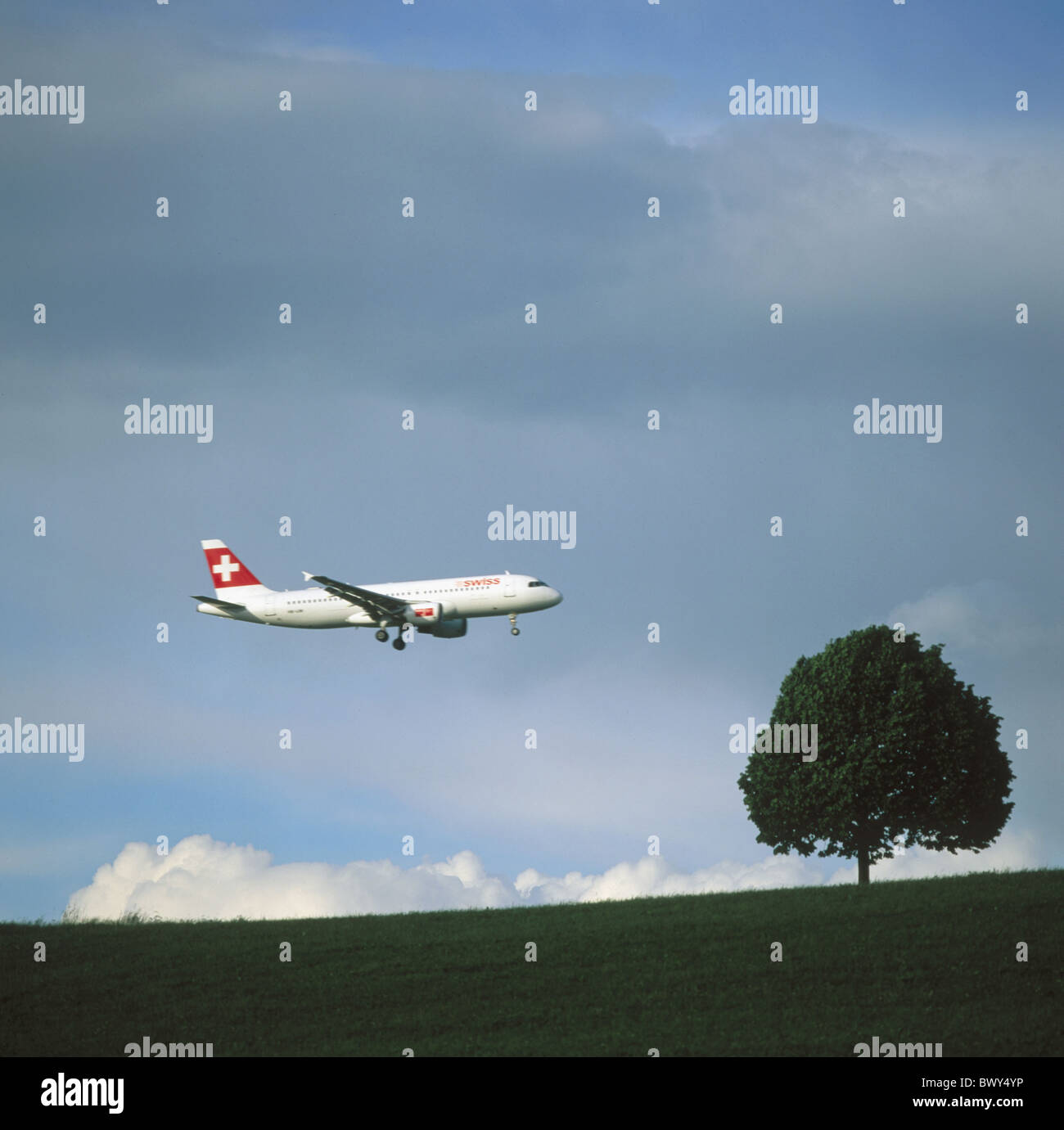 Airplane landing field hi-res stock photography and images - Alamy