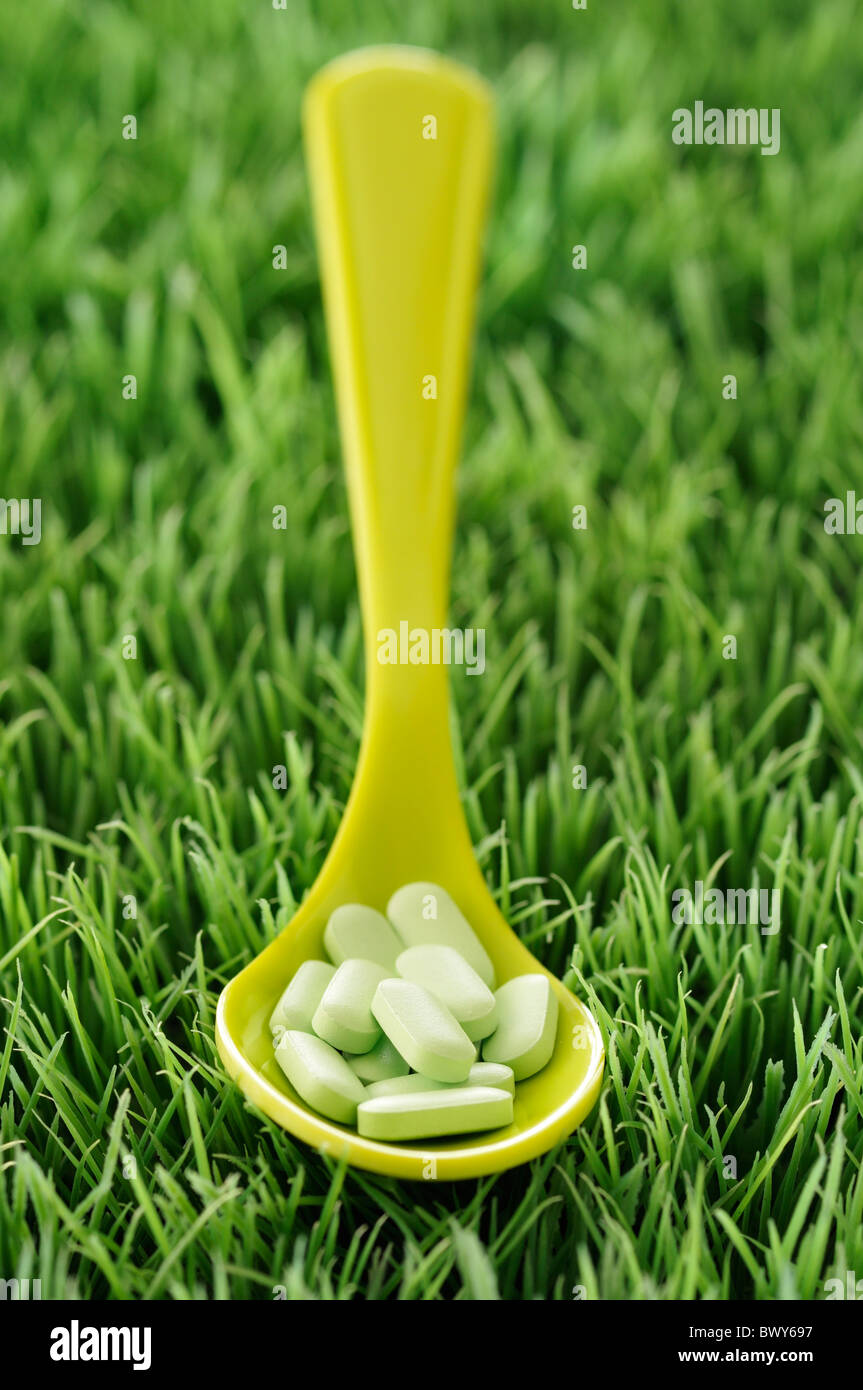 Herbal therapies hi-res stock photography and images - Alamy