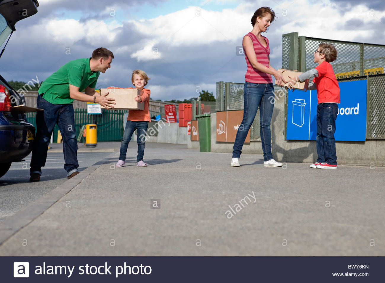 Waste Cardboard Boxes Stock Photos & Waste Cardboard Boxes Stock Images ...