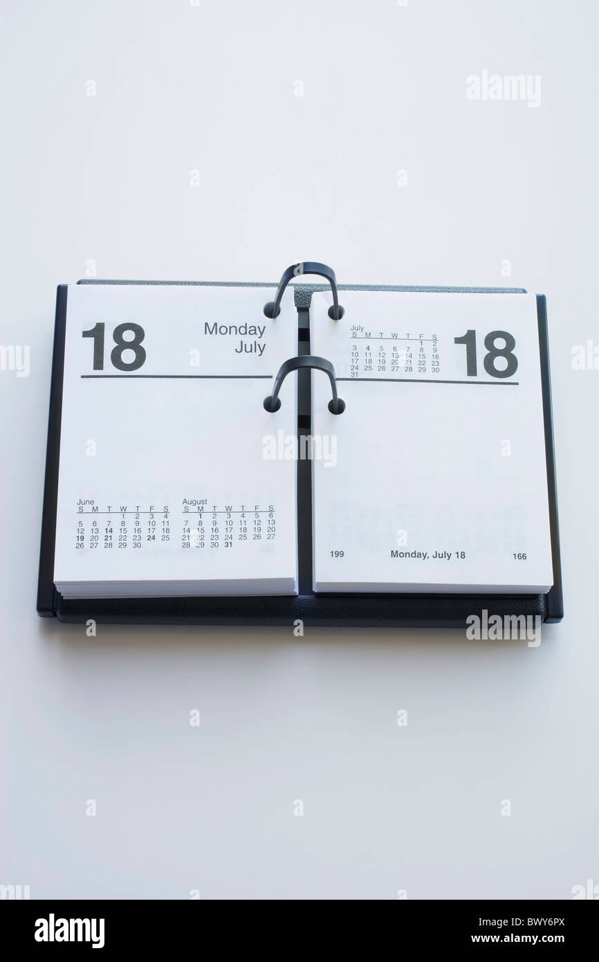 Monday calendar hi-res stock photography and images - Alamy