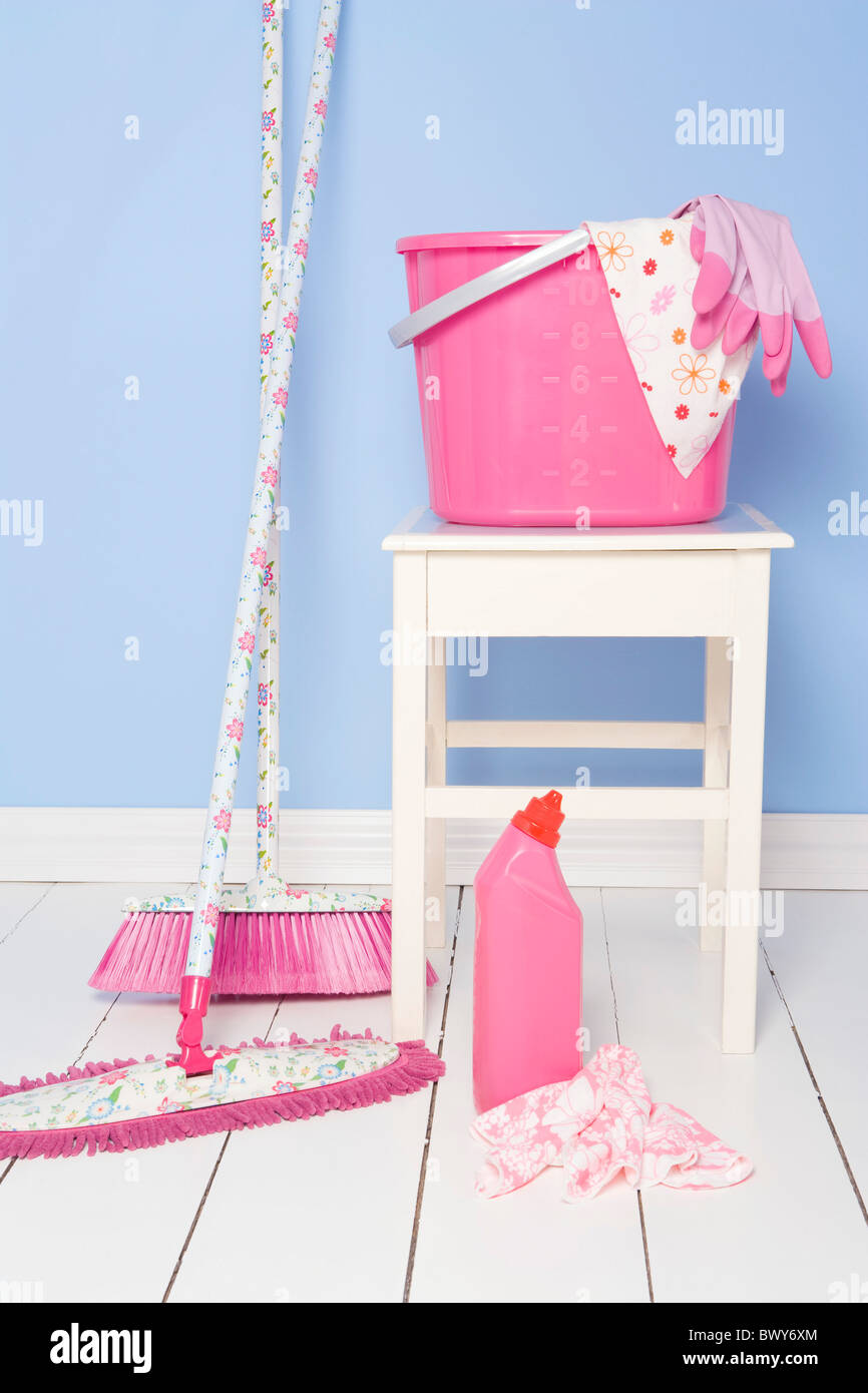 Cleaning supplies hi-res stock photography and images - Alamy