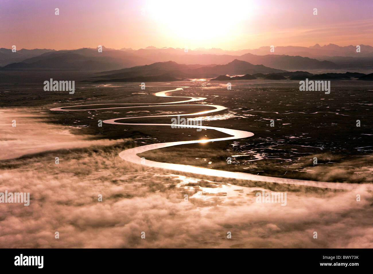 Swan Lake, Bayanbulak Grasslands, Bayingolin Mongol Autonomous ...
