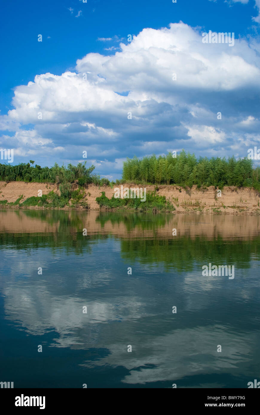 Serene Shanxi River, Shengzhou, Shaoxing, Zhejiang Province, China ...