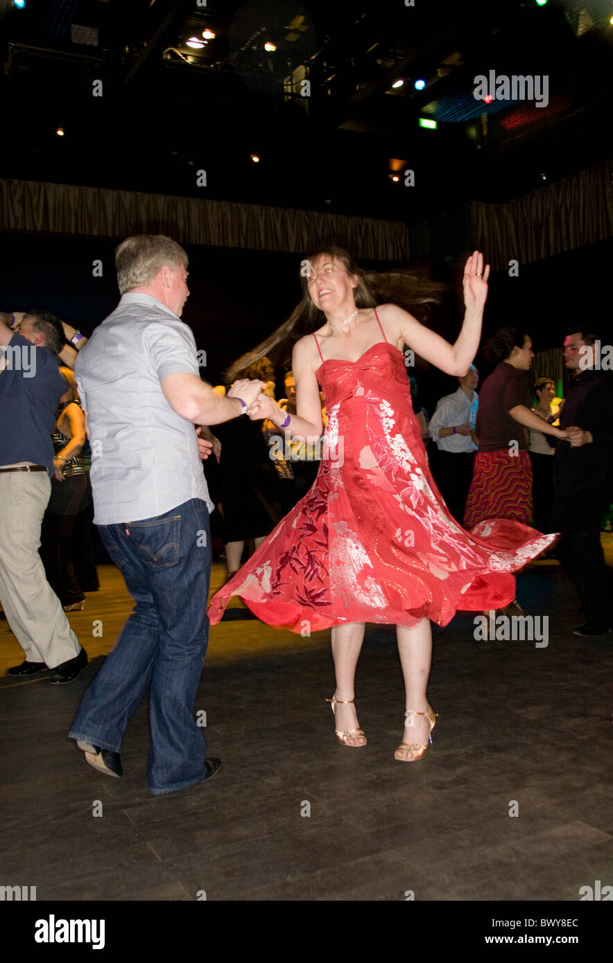 Salsa dancing at a Salsa dance class Stock Photo - Alamy