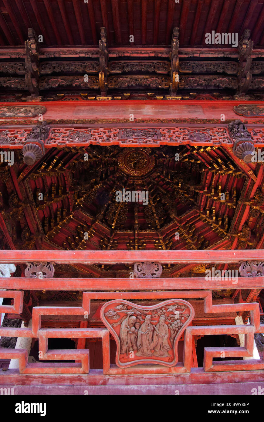 Caisson ceiling, Chenghuang Temple, Shengzhou, Zhejiang Province, China ...
