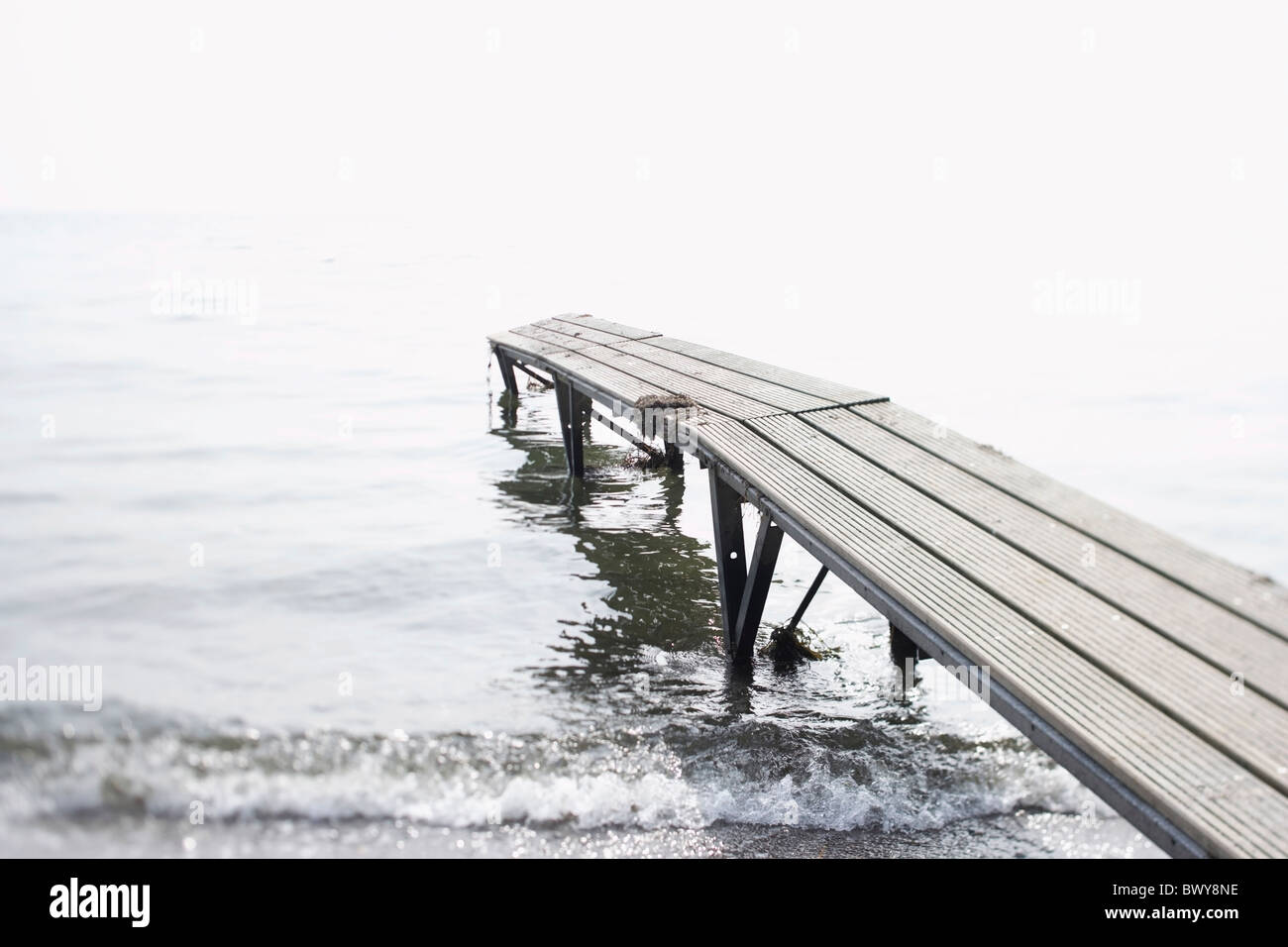 Broken down dock hi-res stock photography and images - Alamy