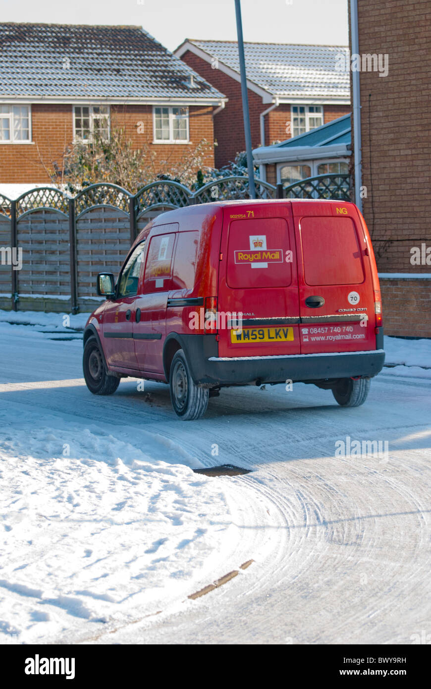 Post office van hi-res stock photography and images - Alamy