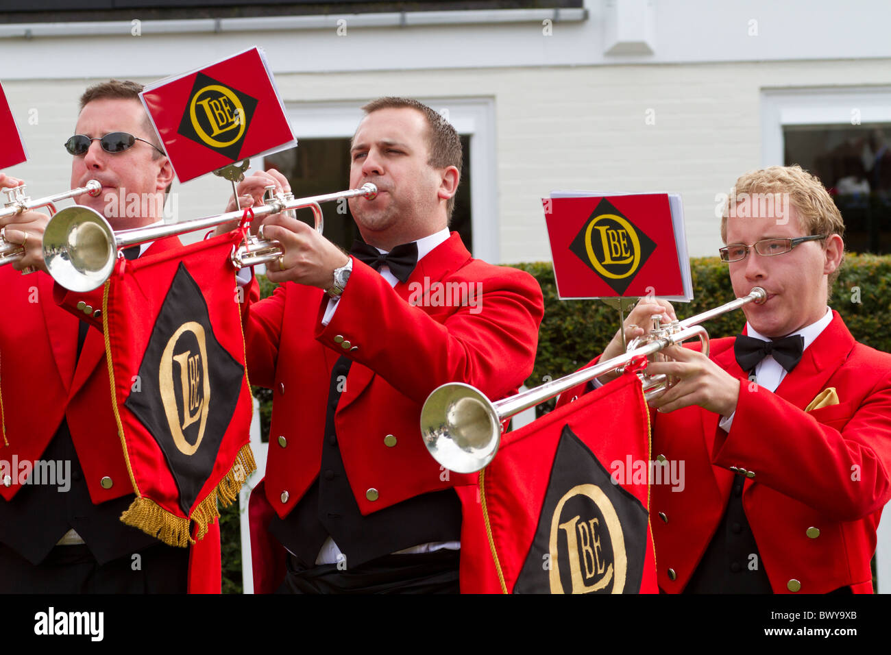 Fanfare trumpets hi-res stock photography and images - Alamy
