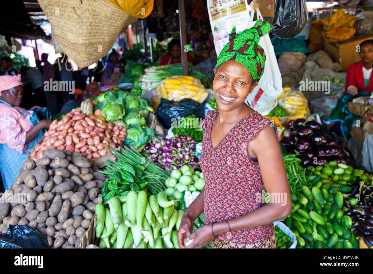 New Ngara City Park Hawkers Market, Nairobi, Kenya Stock Photo - Alamy