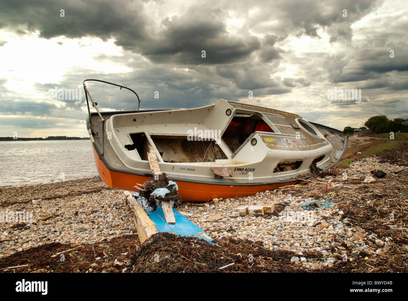 Sailing yacht washed up hi-res stock photography and images - Alamy