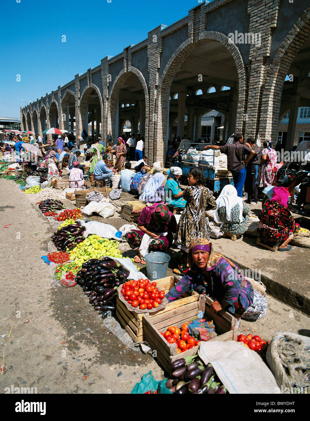 Russia central market hi-res stock photography and images - Alamy