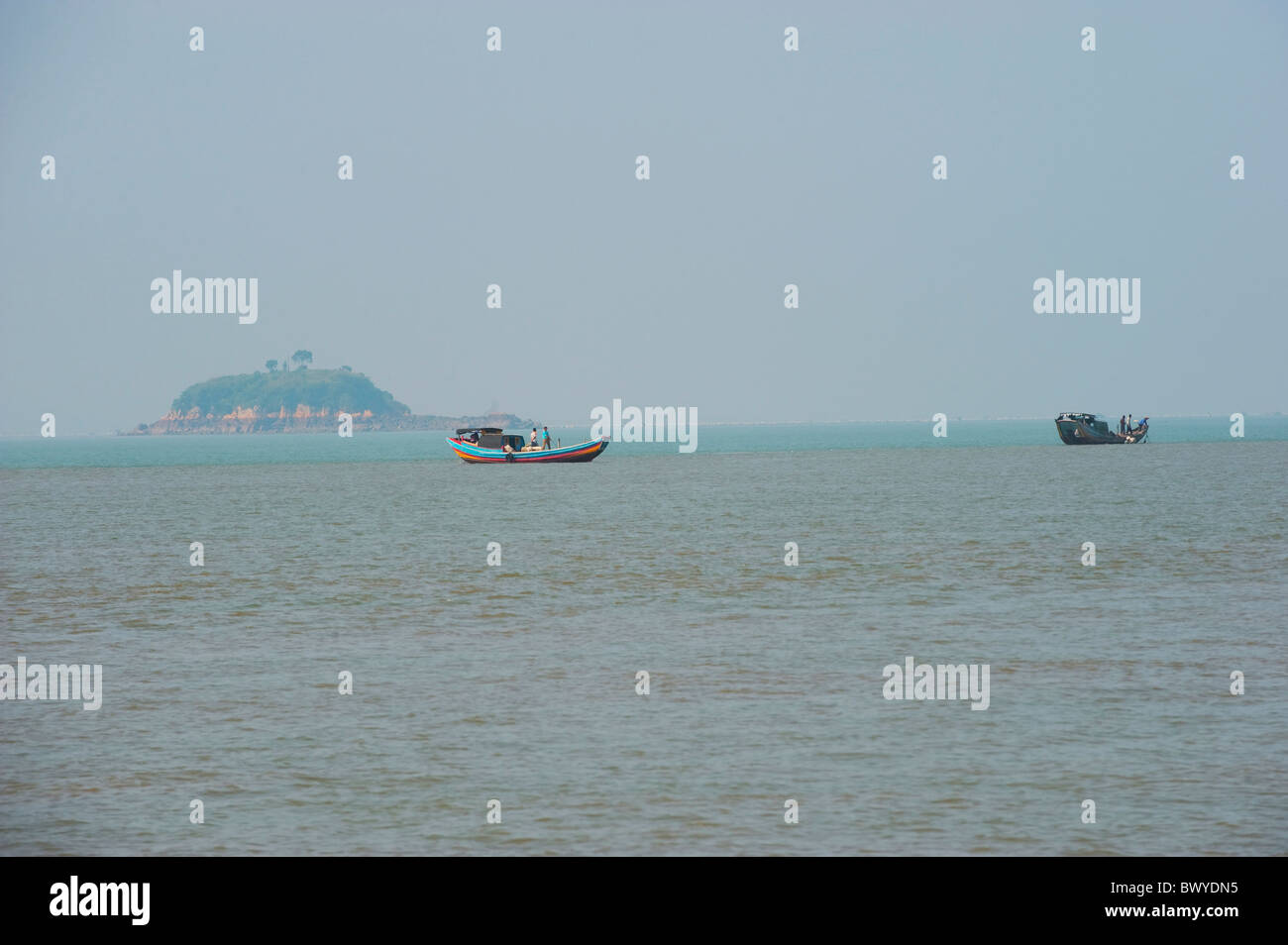 Fishing boats on South China Sea, Sanduao, Ningde, Fujian Province ...
