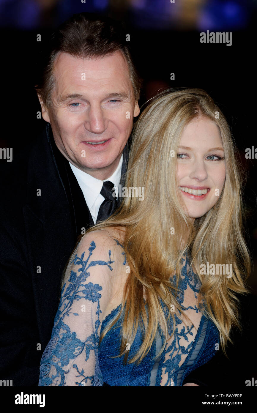 Laura brent and liam neeson hi-res stock photography and images - Alamy