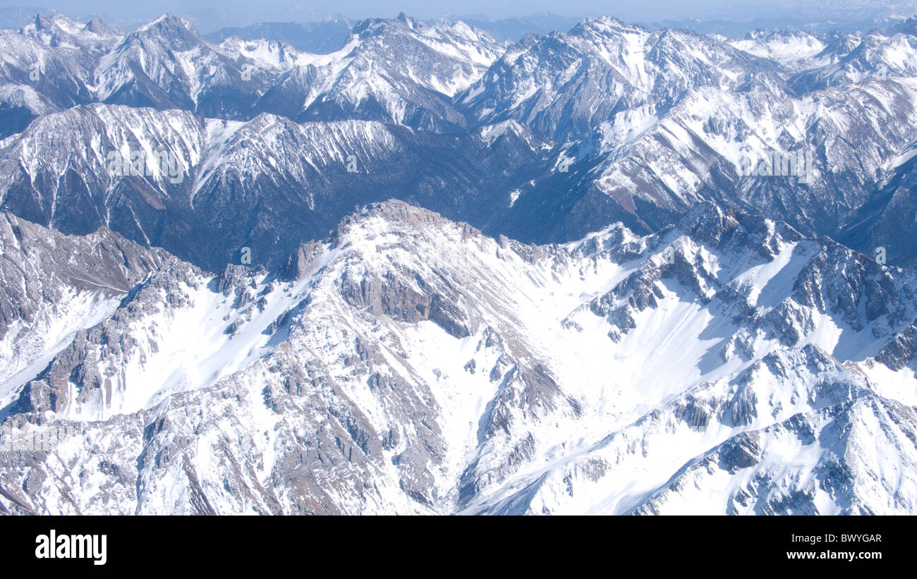 Magnificent mountain range, Dagu Glacier Scenic Area, Sichuan, China ...