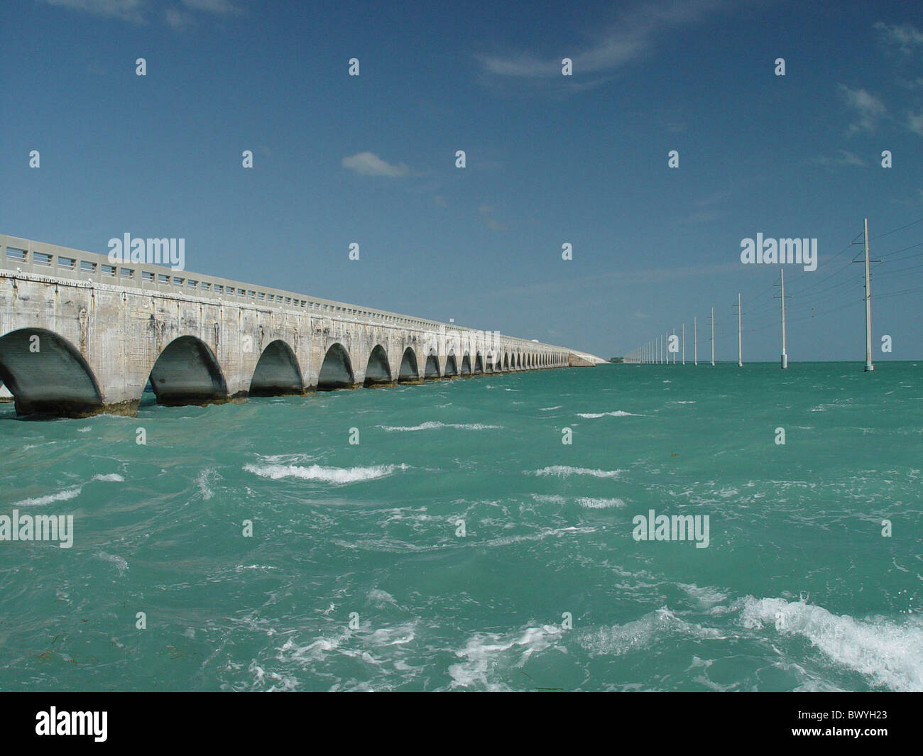 bridge coast connection Florida Keys Highway managements sea sky street ...