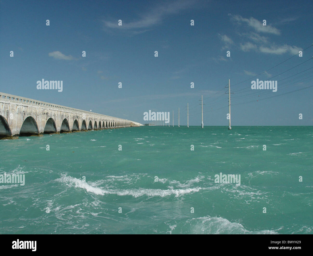 bridge coast connection Florida Keys Highway managements sea sky street ...