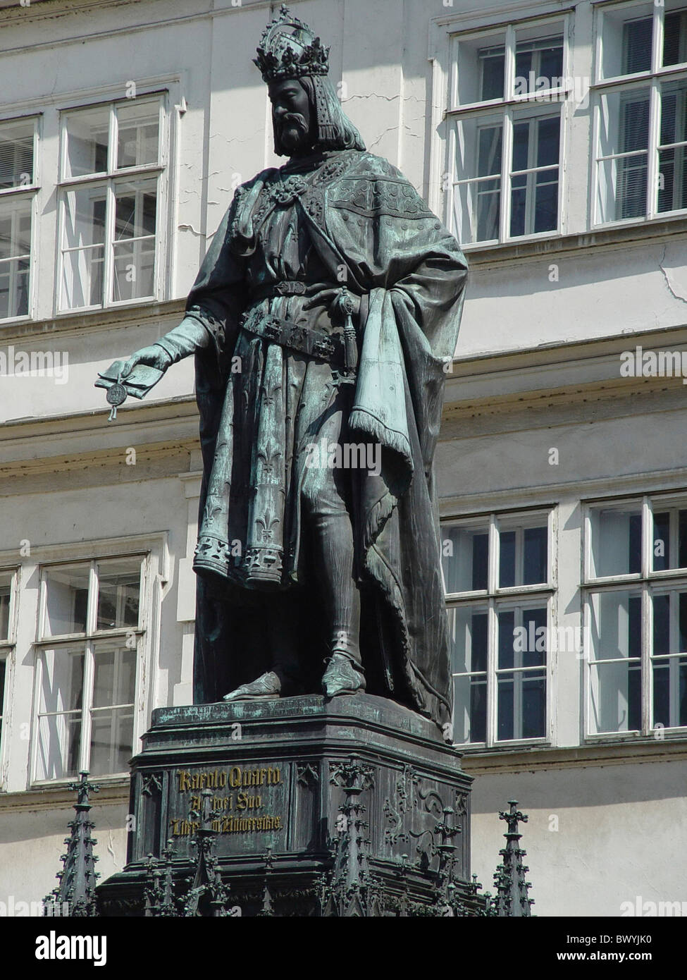 bronze sculpture monument emperor Karl IV cross man place art skill ...