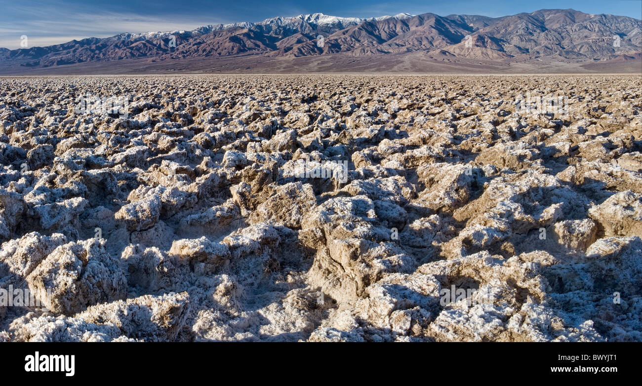 Halite salt crystal formations devils hi-res stock photography and ...