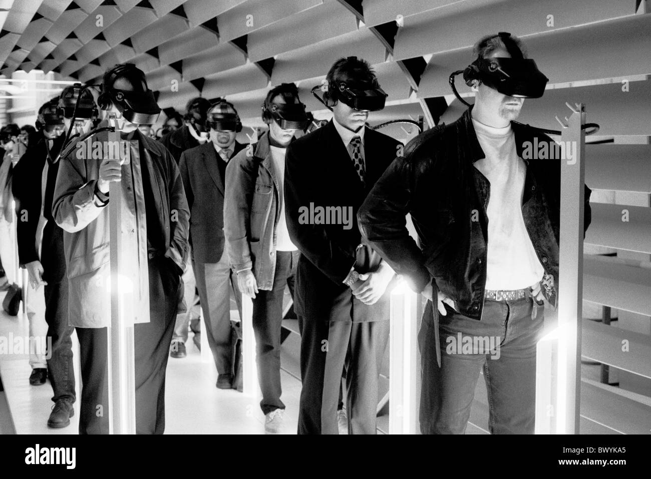 Columns stand Black and White Stock Photos & Images - Alamy