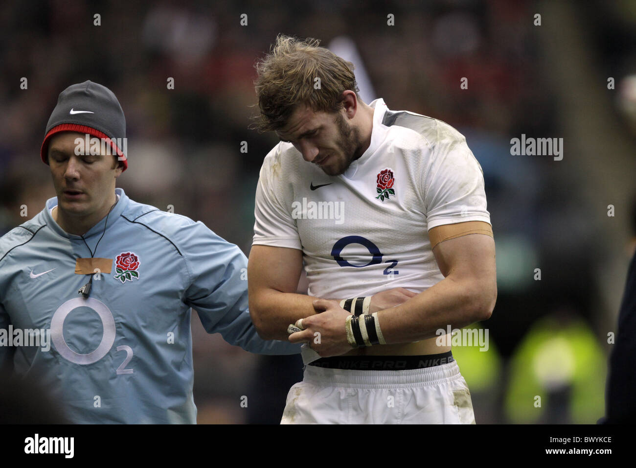 TOM CROFT LEAVES THE FIELD WIT ENGLAND V SOUTH AFRICA RU TWICKENHAM ...