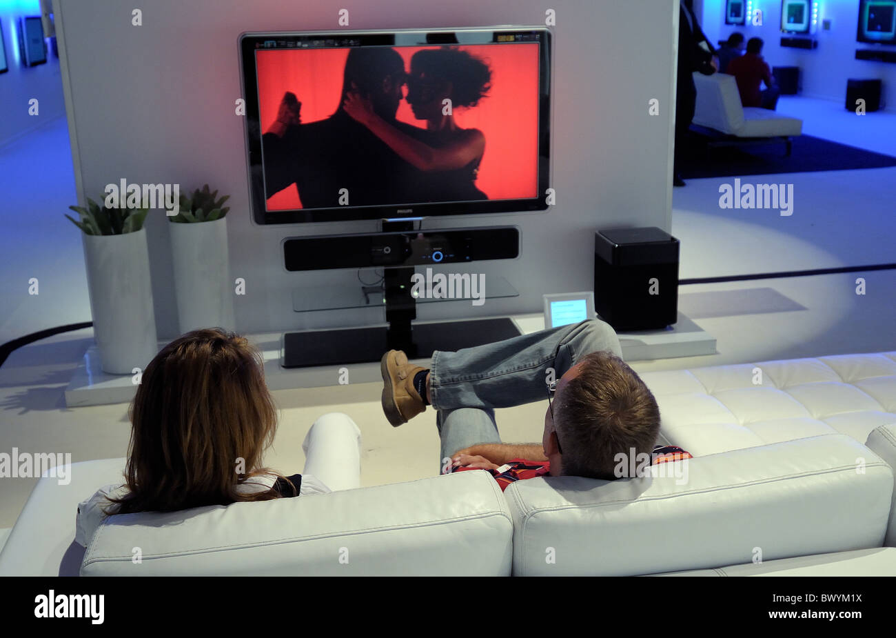 Philips tv production hi-res stock photography and images - Alamy