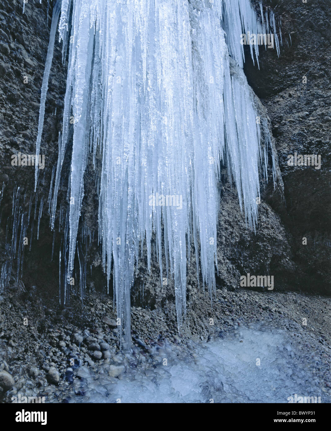 iceboundly ice icicle froze winter freezes waterfall Stock Photo - Alamy