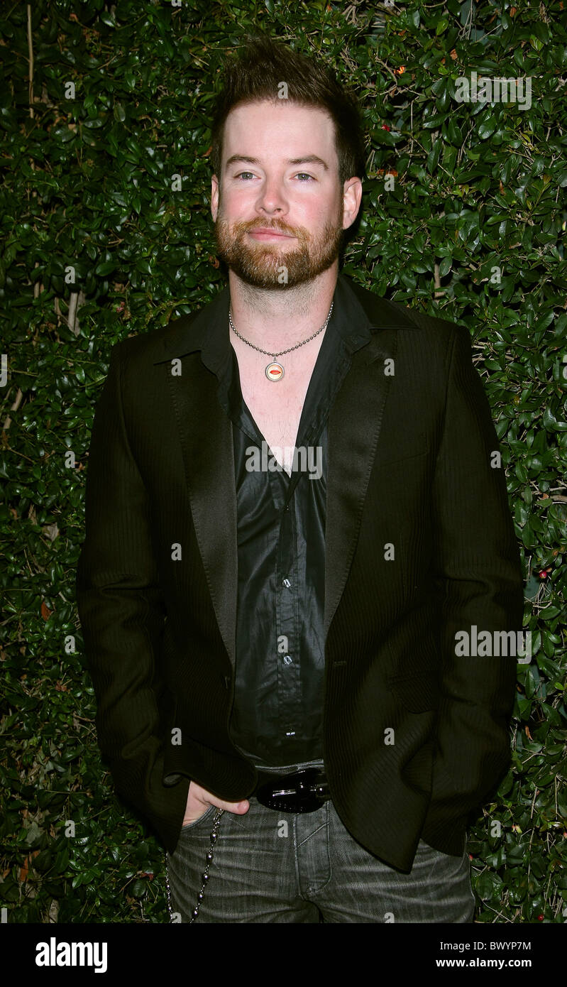 DAVID COOK ROLLING STONE MAGAZINE HOSTS THE 2010 AMERICAN MUSIC AWARDS ...