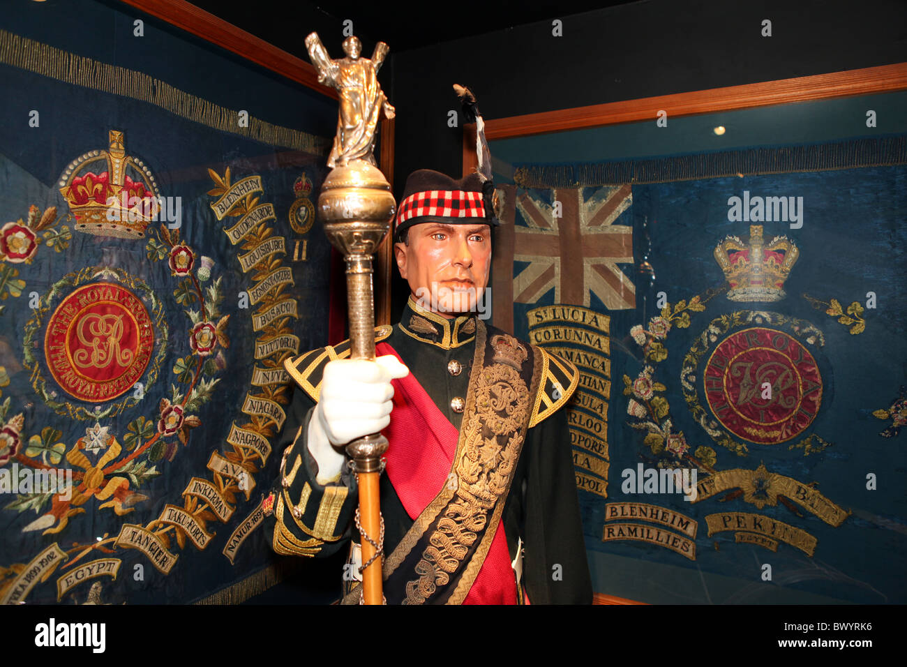 Inside edinburgh castle hi-res stock photography and images - Alamy