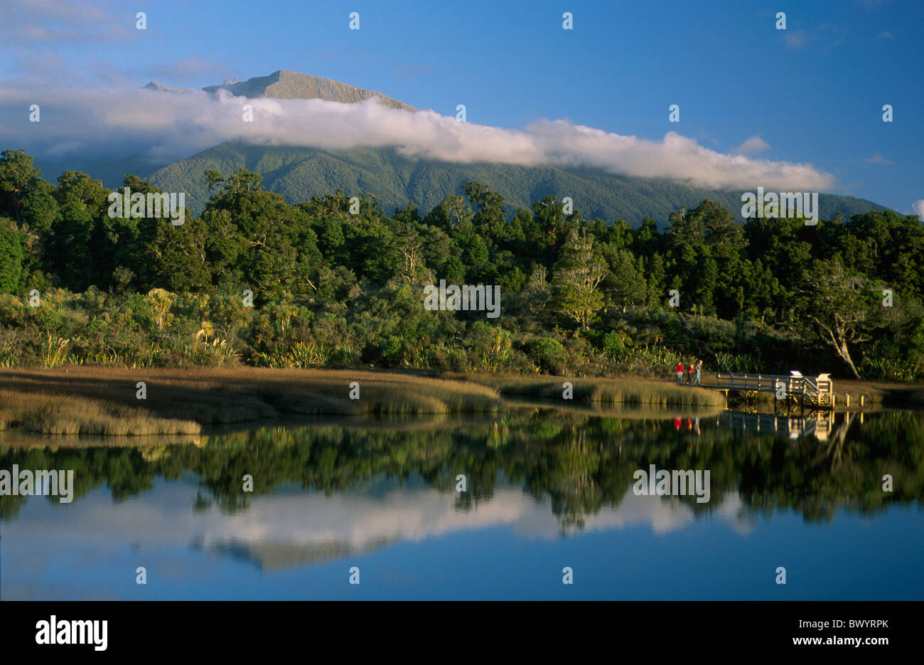 bar family Hapuka Estuary lake mountains New Zealand scenery landscape ...