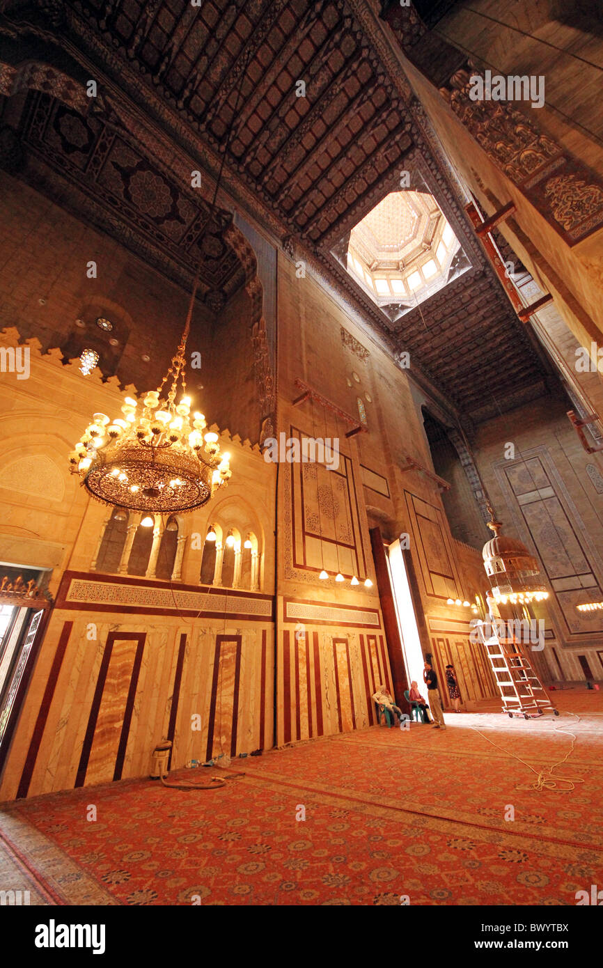 Interior of the al-Rifai Mosque, Cairo, Egypt Stock Photo - Alamy