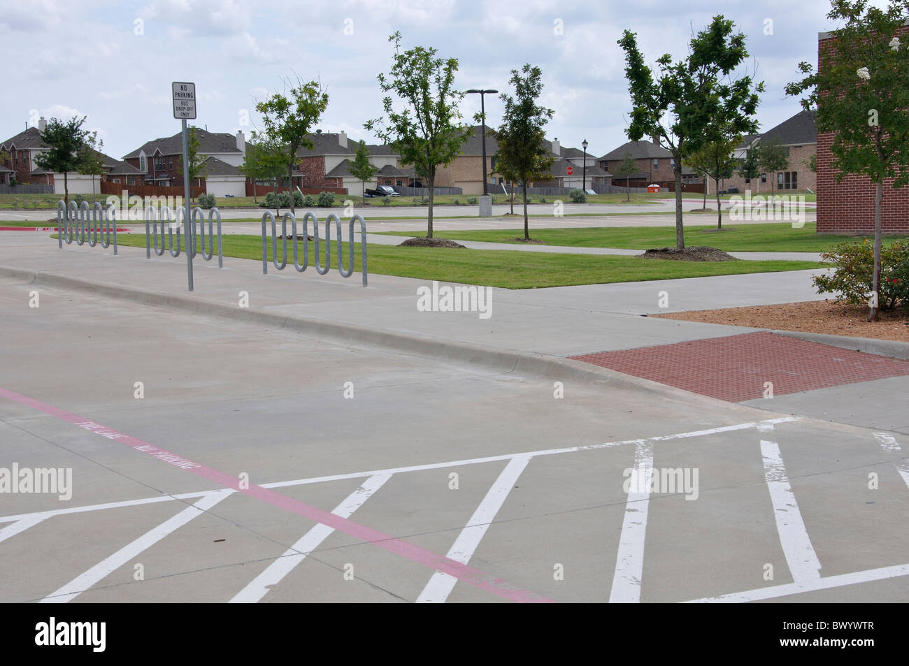 Handicapped Ramp Bus High Resolution Stock Photography and Images - Alamy