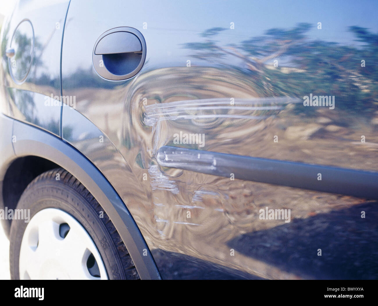 Car bump hi-res stock photography and images - Alamy