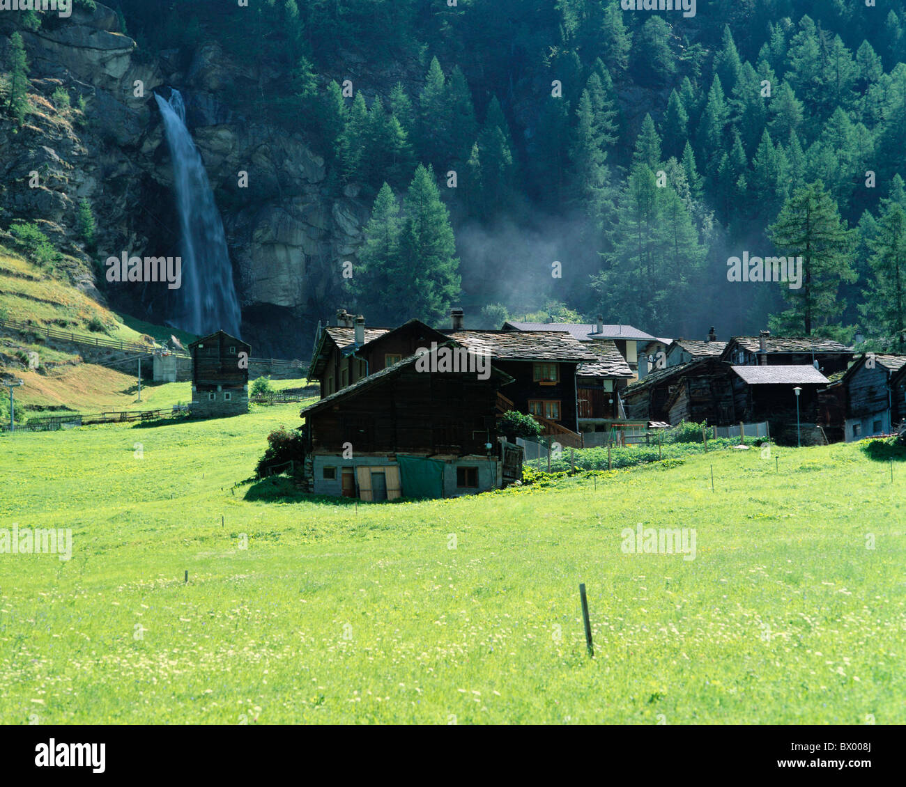 Saas balen hi-res stock photography and images - Alamy