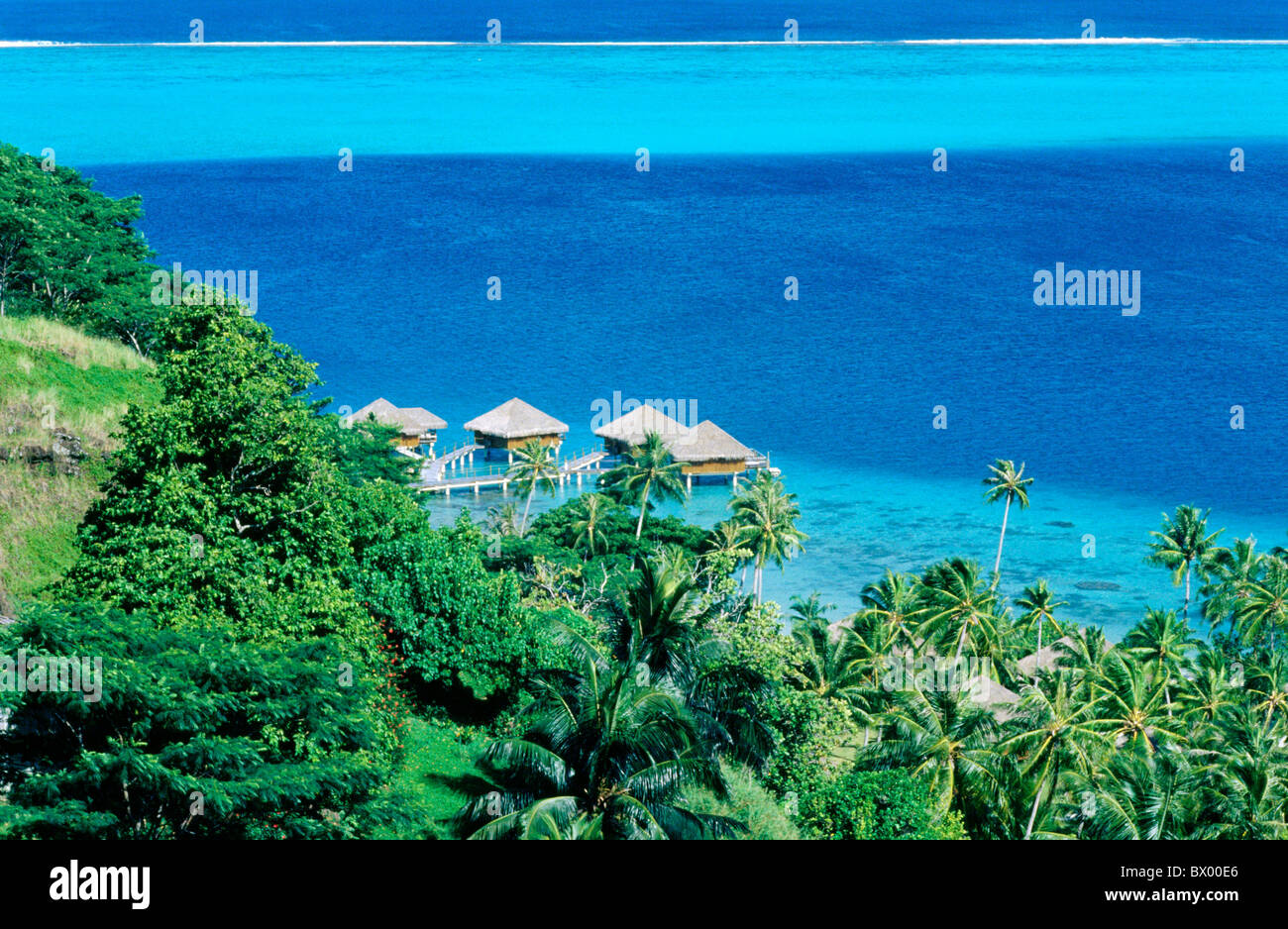 Fare hotel Huahine Polynesia Te Tiare Beach Resort bungalows holidays ...