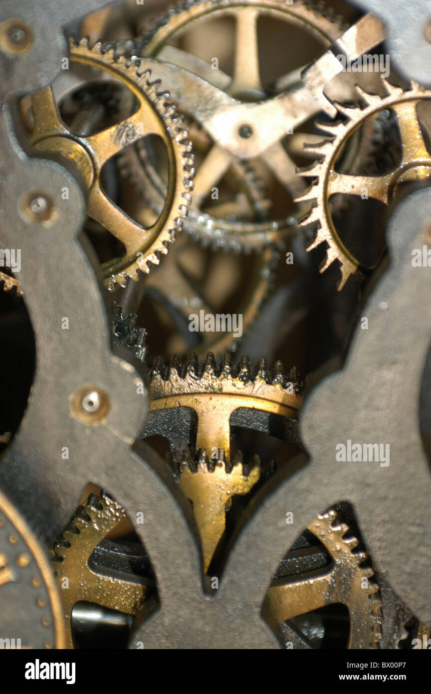 Clock mechanics hi-res stock photography and images - Alamy