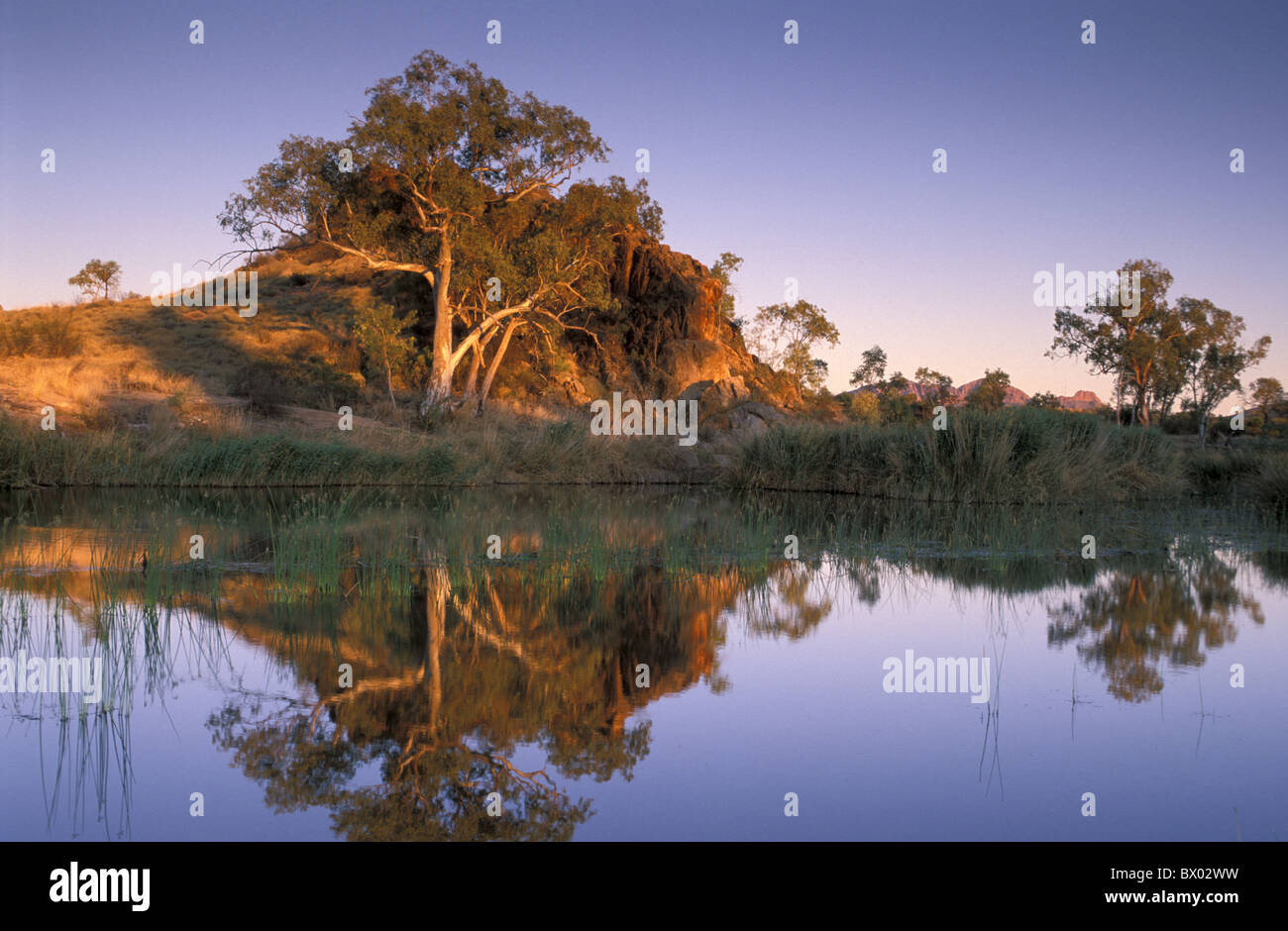 Sonder hi-res stock photography and images - Alamy