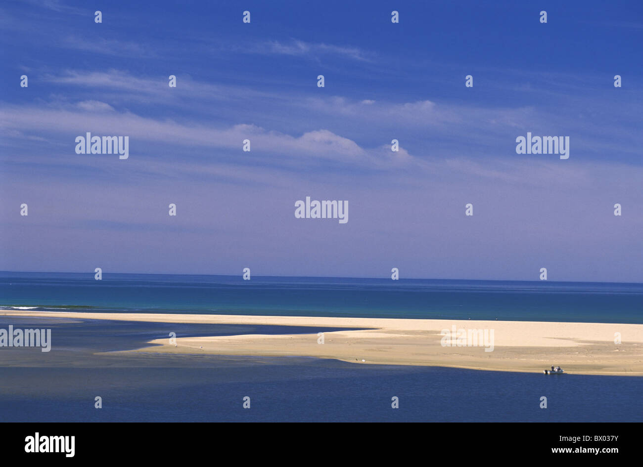 Australia Marlo Shelter Island Victoria beach sandbank boats island ...