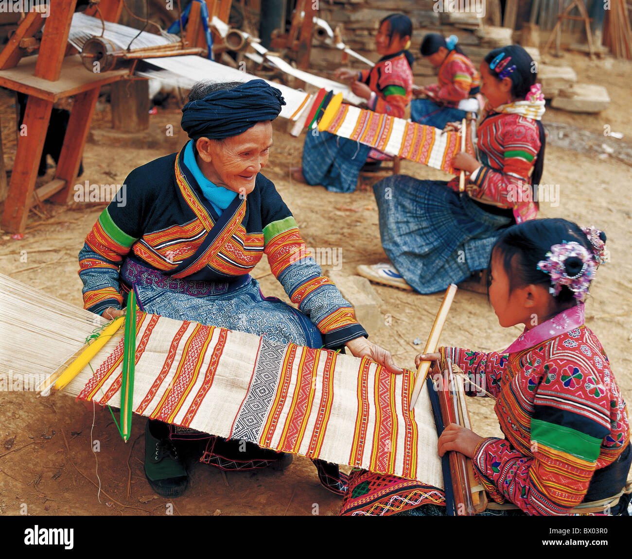 Miao hua hi-res stock photography and images - Alamy