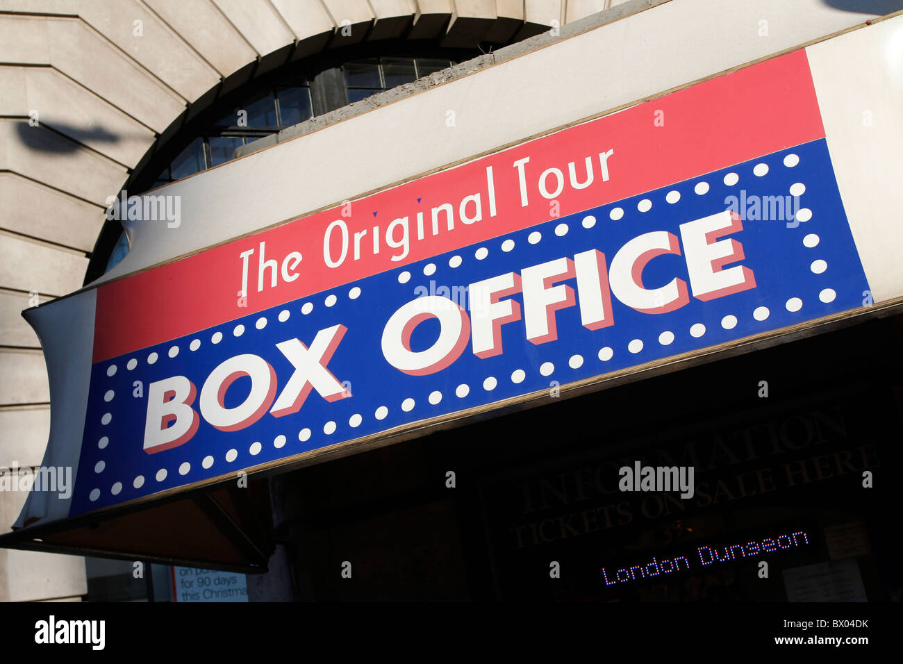 Original london sightseeing tour hi-res stock photography and images ...