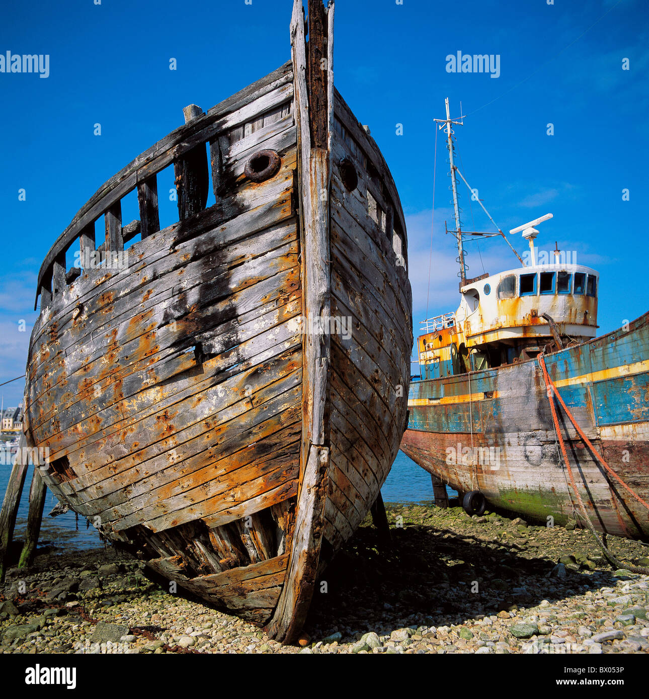 Ship accident hi-res stock photography and images - Alamy