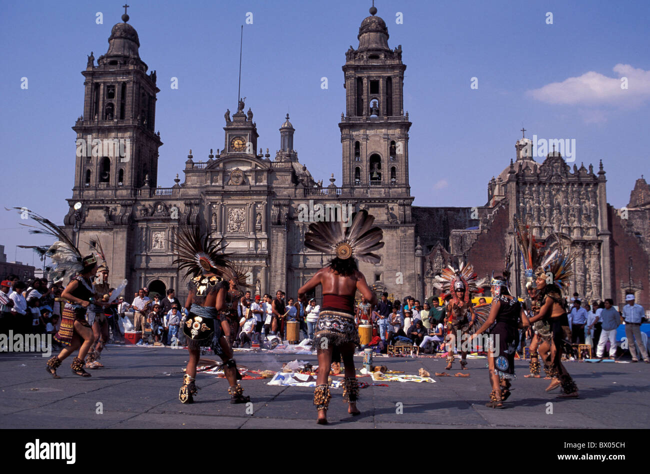 Aztec ritual hi-res stock photography and images - Alamy