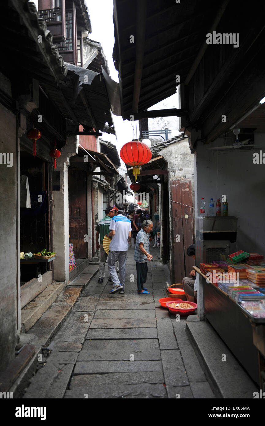 Narrow alley between traditional residence, Zhouzhuang, Suzhou, Jiangsu ...