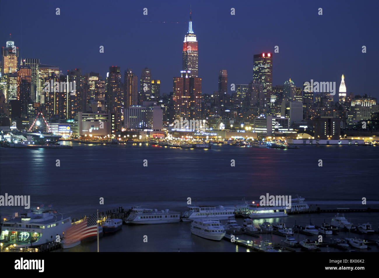 at night Midtown Manhattan New York night shore skyline USA America ...