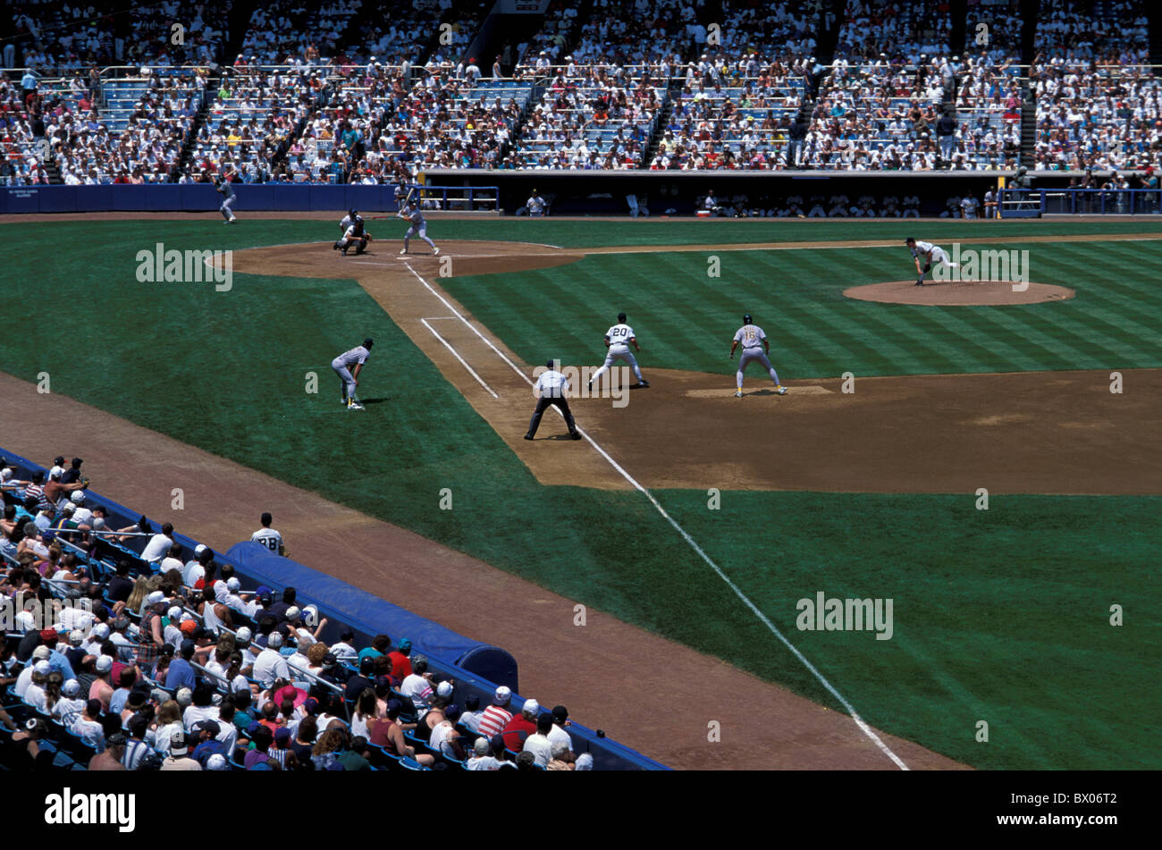 Overview new yankee stadium hi-res stock photography and images - Alamy